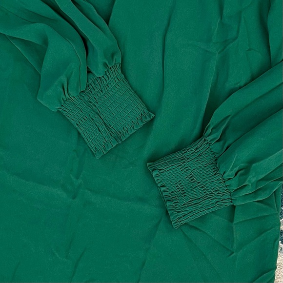 JODIFL | Dresses | Jodifl Los Angeles Hunter Green Solid Dress Smocked Details Bubble Sleeves ...